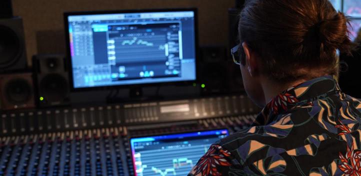 The designer of the bx_crispytuner on its modes - Plugin Alliance